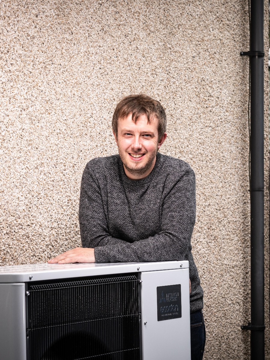 Heat pump heroes | Home Energy Scotland